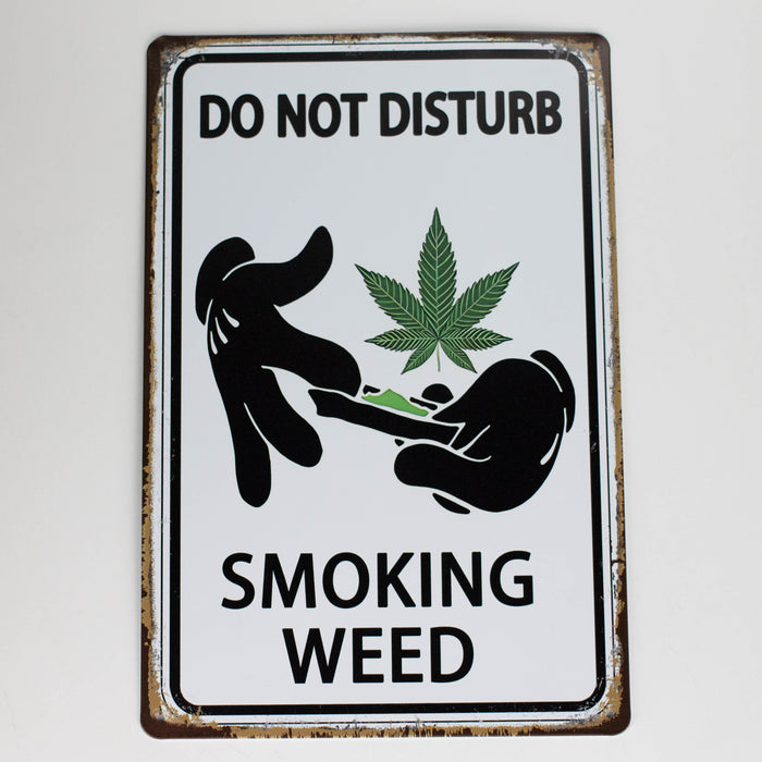 TRIM QUEEN 420 VINTAGE SIGN | One Wholesale Canada